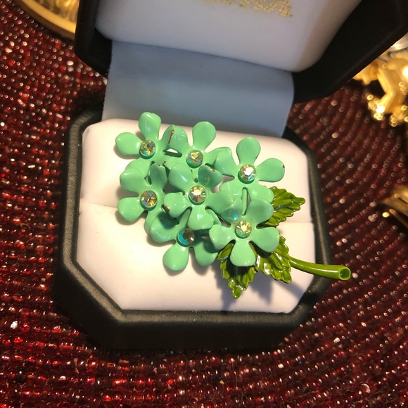 Vintage | Jewelry | Vintage Petite Turquoise Enamel Flower Brooch Pin ...